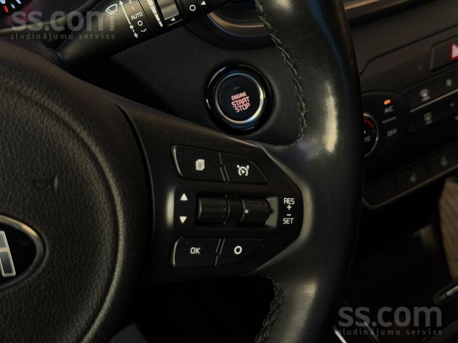 Pelēks Kia Sorento 2017 Jelgava, ar dzinēja tilpumu 2.20 L un nobraukumu 194 tūkst. km par 15900 €, foto 27 vietnē AUTOMOTO.COM.LV