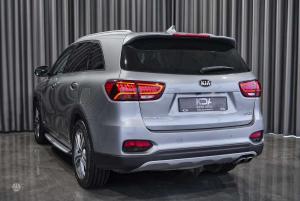 Grey Kia Sorento 2018 in Marijampole, with an engine capacity of 2.20 L and mileage of 129 thousand km for 22450 €, photo 10 on AUTOMOTO.COM.LV