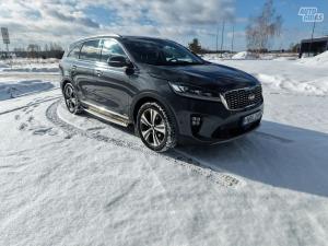 Grey Kia Sorento 2018 in Vilnius, with an engine capacity of 2.20 L and mileage of 115 thousand km for 23000 €, photo 11 on AUTOMOTO.COM.LV