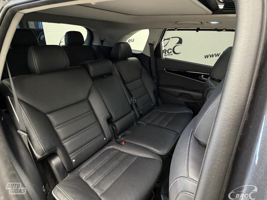 Pelēks Kia Sorento 2018 Avižieniai, ar dzinēja tilpumu 2.20 L un nobraukumu 116 tūkst. km par 21900 €, foto 13 vietnē AUTOMOTO.COM.LV