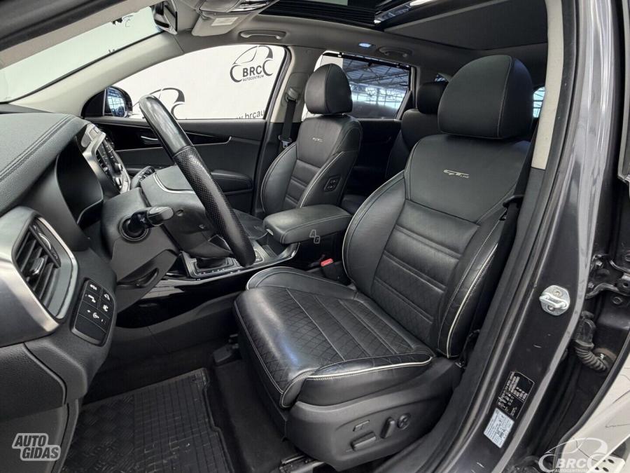 Pelēks Kia Sorento 2018 Avižieniai, ar dzinēja tilpumu 2.20 L un nobraukumu 116 tūkst. km par 21900 €, foto 27 vietnē AUTOMOTO.COM.LV