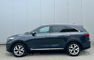 Pelēks Kia Sorento 2018 Tallina, ar dzinēja tilpumu 2.20 L un nobraukumu 189 tūkst. km par 17999 €, foto 3 vietnē AUTOMOTO.COM.LV