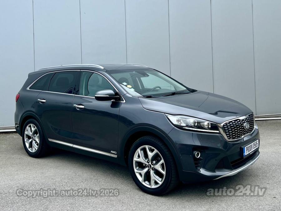 Pelēks Kia Sorento 2018 Tallina, ar dzinēja tilpumu 2.20 L un nobraukumu 189 tūkst. km par 17999 €, foto 5 vietnē AUTOMOTO.COM.LV