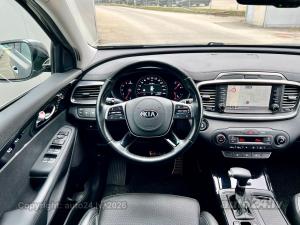 Pelēks Kia Sorento 2018 Tallina, ar dzinēja tilpumu 2.20 L un nobraukumu 189 tūkst. km par 17999 €, foto 9 vietnē AUTOMOTO.COM.LV
