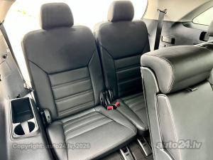 Pelēks Kia Sorento 2018 Tallina, ar dzinēja tilpumu 2.20 L un nobraukumu 189 tūkst. km par 17999 €, foto 19 vietnē AUTOMOTO.COM.LV