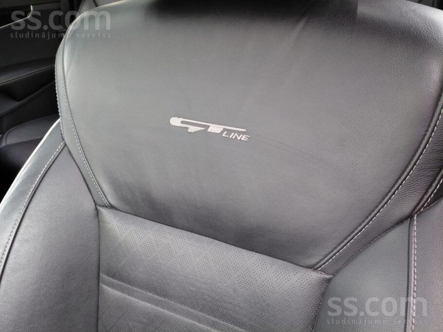 Grey Kia Sorento 2018 in Talsi, with an engine capacity of 2.20 L and mileage of 136 thousand km for 16700 €, photo 24 on AUTOMOTO.COM.LV