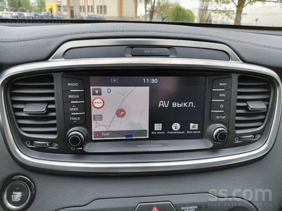 Grey Kia Sorento 2018 in Talsi, with an engine capacity of 2.20 L and mileage of 136 thousand km for 16700 €, photo 27 on AUTOMOTO.COM.LV