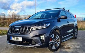 Grey Kia Sorento 2018 in Tallinn, with an engine capacity of 2.20 L and mileage of 221 thousand km for 16500 €, photo  on AUTOMOTO.COM.LV