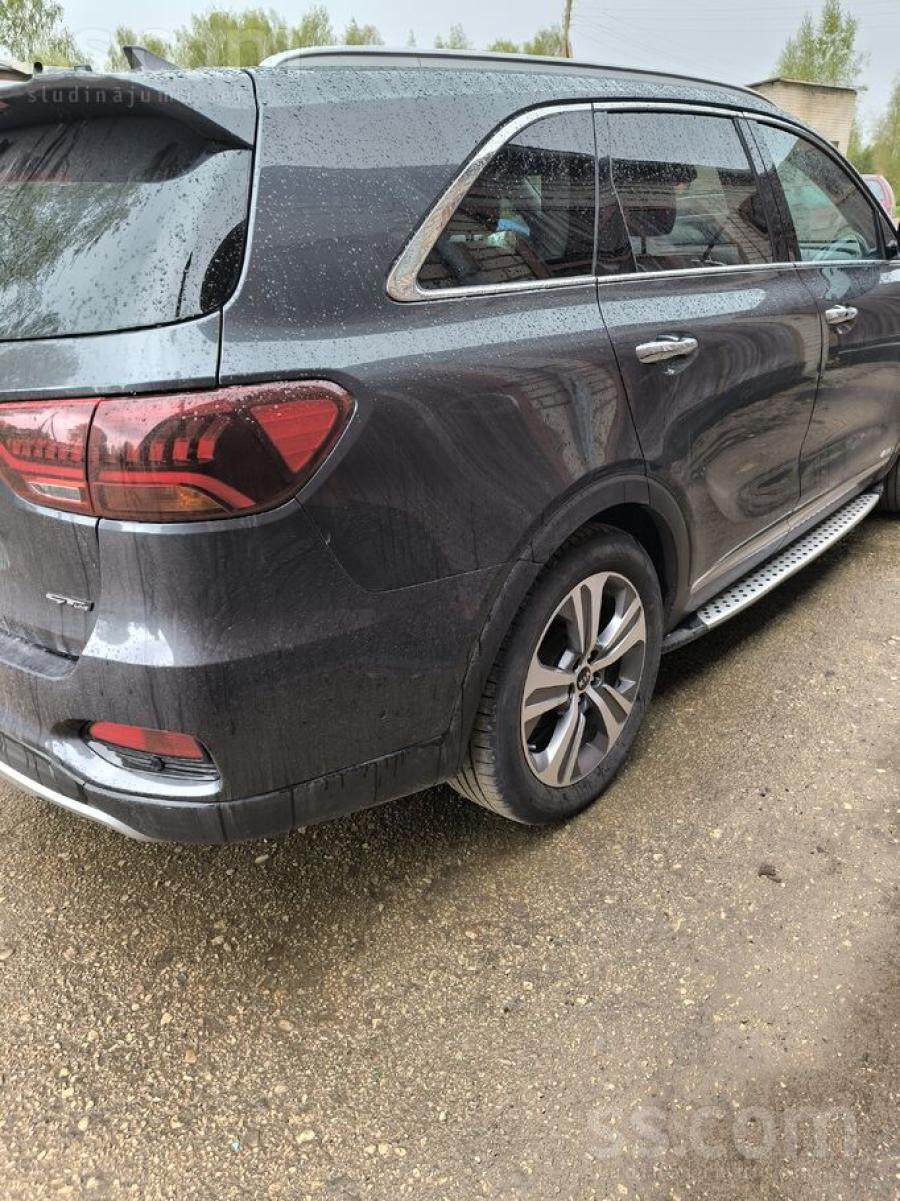 Pelēks Kia Sorento 2019 Rēzekne, ar dzinēja tilpumu 2.20 L un nobraukumu 288 tūkst. km par 20500 €, foto 5 vietnē AUTOMOTO.COM.LV