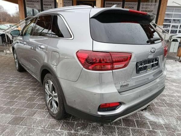 Pelēks Kia Sorento 2019 Kauņa, ar dzinēja tilpumu 2.20 L un nobraukumu 60 tūkst. km par 30599 €, foto 7 vietnē AUTOMOTO.COM.LV