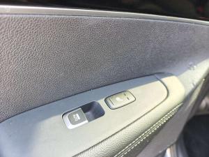 Grey Kia Sorento 2019 in Siauliai, with an engine capacity of 2.20 L and mileage of 81 thousand km for 15900 €, photo 17 on AUTOMOTO.COM.LV