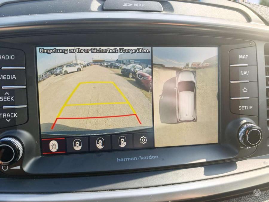Grey Kia Sorento 2019 in Siauliai, with an engine capacity of 2.20 L and mileage of 81 thousand km for 15900 €, photo 20 on AUTOMOTO.COM.LV