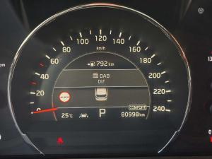 Grey Kia Sorento 2019 in Siauliai, with an engine capacity of 2.20 L and mileage of 81 thousand km for 15900 €, photo 23 on AUTOMOTO.COM.LV