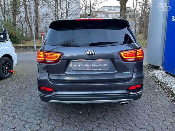 Grey Kia Sorento 2020 in Kaunas, with an engine capacity of 2.20 L and mileage of 60 thousand km for 30743 €, photo 8 on AUTOMOTO.COM.LV