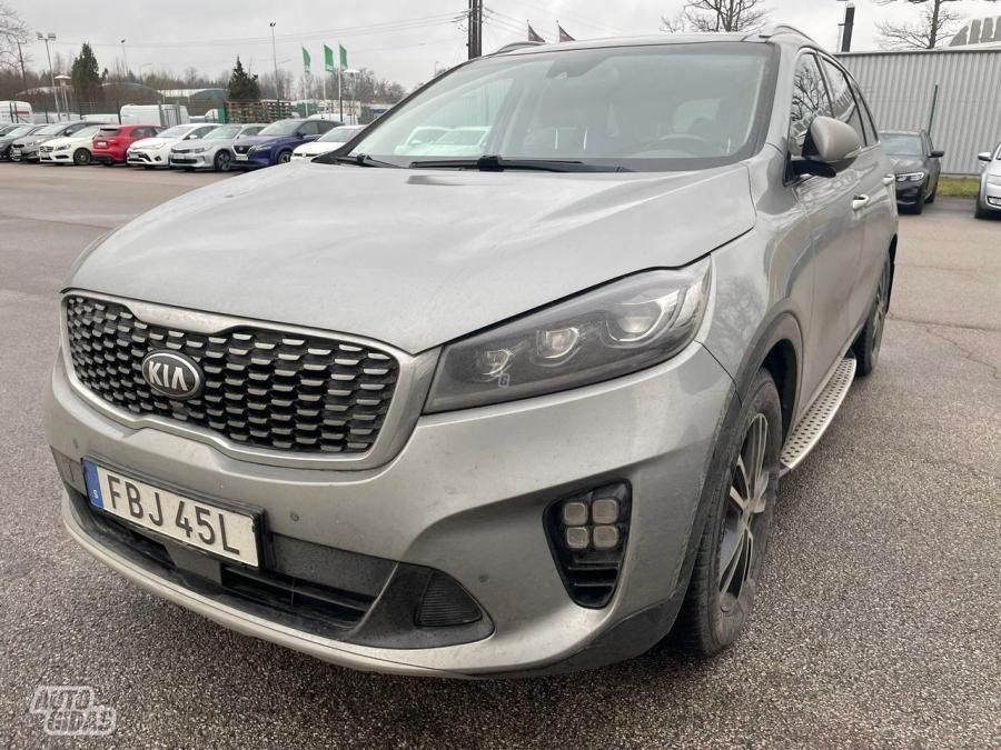 Grey Kia Sorento 2020 in Kaunas, with an engine capacity of 0.00 L and mileage of 94 thousand km for 33739 €, photo 1 on AUTOMOTO.COM.LV