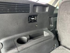 Grey Kia Sorento 2020 in Tallinn, with an engine capacity of 2.20 L and mileage of 127 thousand km for 29880 €, photo 25 on AUTOMOTO.COM.LV