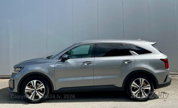 Pelēks Kia Sorento 2020 Tallina, ar dzinēja tilpumu 2.20 L un nobraukumu 126 tūkst. km par 29999 €, foto 2 vietnē AUTOMOTO.COM.LV