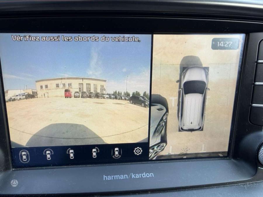 Grey Kia Sorento 2020 in Siauliai, with an engine capacity of 2.20 L and mileage of 230 thousand km for 12900 €, photo 15 on AUTOMOTO.COM.LV