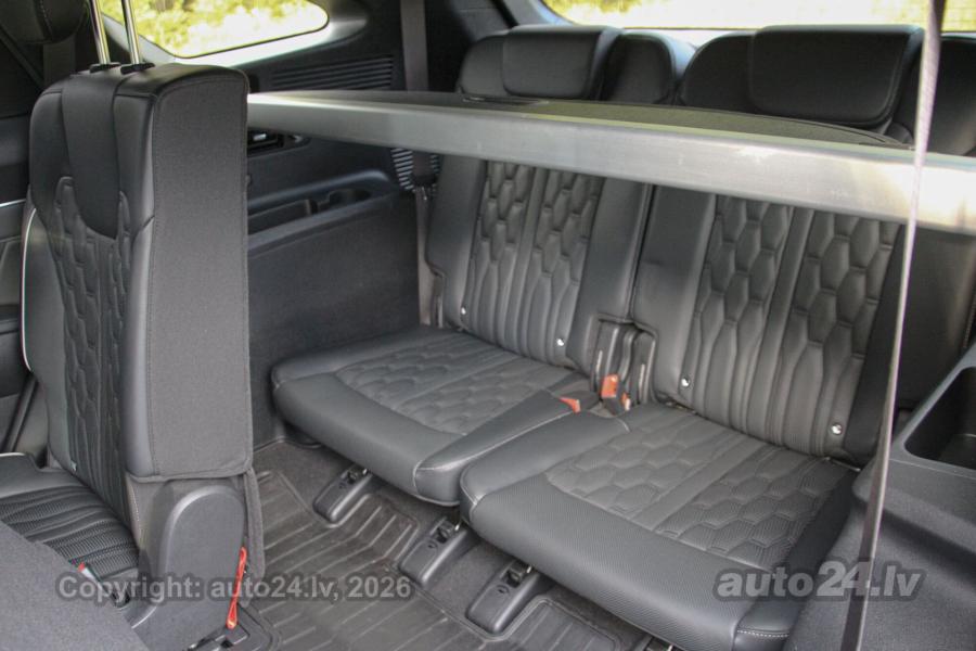 Grey Kia Sorento 2020 in Tallinn, with an engine capacity of 2.20 L and mileage of 89 thousand km for 32500 €, photo 17 on AUTOMOTO.COM.LV