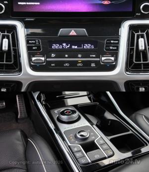 Grey Kia Sorento 2020 in Tallinn, with an engine capacity of 2.20 L and mileage of 89 thousand km for 32500 €, photo 21 on AUTOMOTO.COM.LV