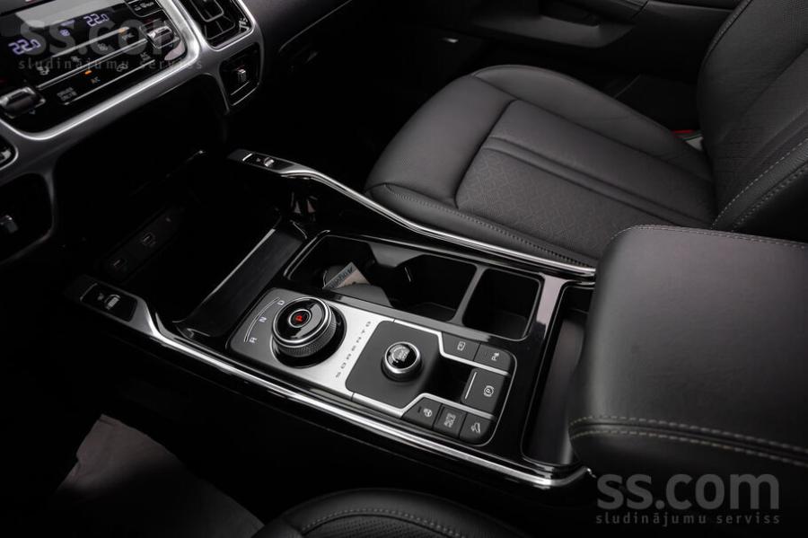 Pelēks Kia Sorento 2021 Jelgava, ar dzinēja tilpumu 1.60 L un nobraukumu 255 tūkst. km par 23500 €, foto 20 vietnē AUTOMOTO.COM.LV