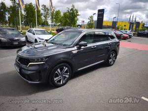 Pelēks Kia Sorento 2021 Tallina, ar dzinēja tilpumu 2.20 L un nobraukumu 87 tūkst. km par 32900 €, foto 4 vietnē AUTOMOTO.COM.LV