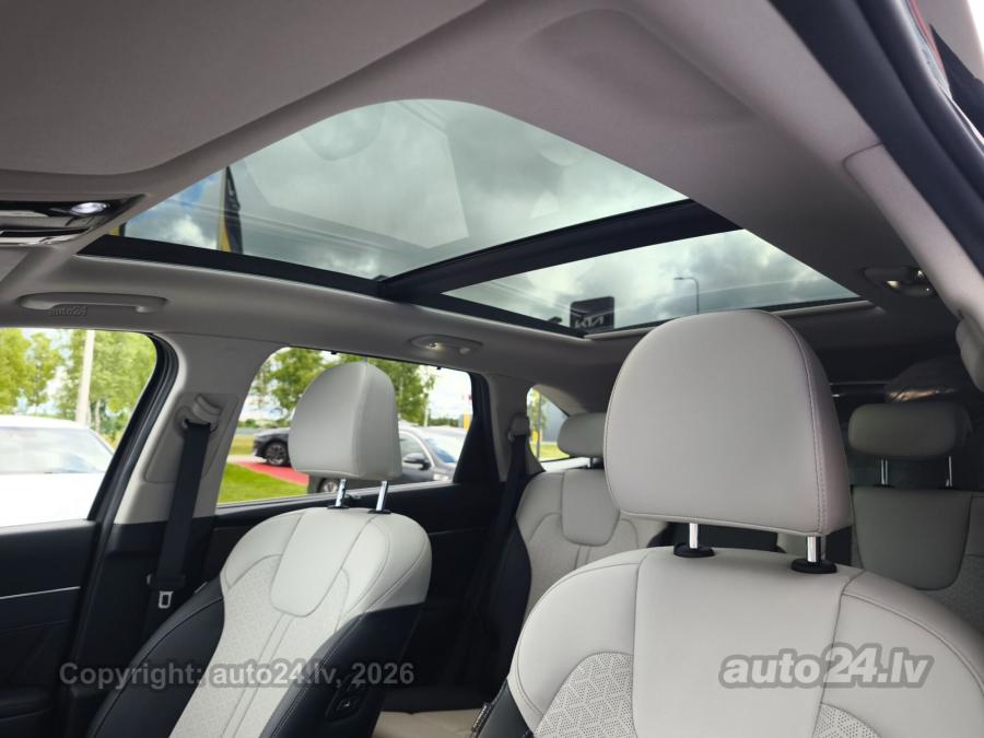 Pelēks Kia Sorento 2021 Tallina, ar dzinēja tilpumu 2.20 L un nobraukumu 87 tūkst. km par 32900 €, foto 13 vietnē AUTOMOTO.COM.LV
