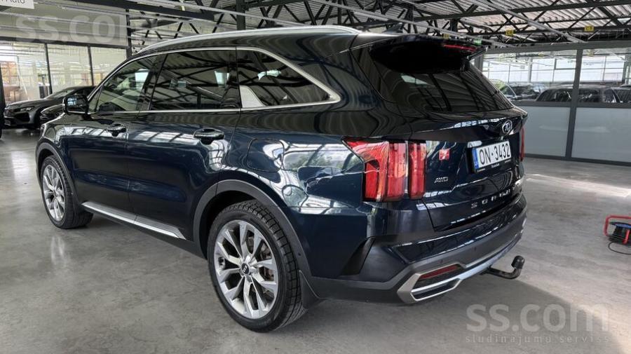 Pelēks Kia Sorento 2021 Rīga, ar dzinēja tilpumu 2.20 L un nobraukumu 105 tūkst. km par 31900 €, foto 4 vietnē AUTOMOTO.COM.LV
