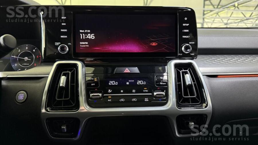 Pelēks Kia Sorento 2021 Rīga, ar dzinēja tilpumu 2.20 L un nobraukumu 105 tūkst. km par 31900 €, foto 23 vietnē AUTOMOTO.COM.LV