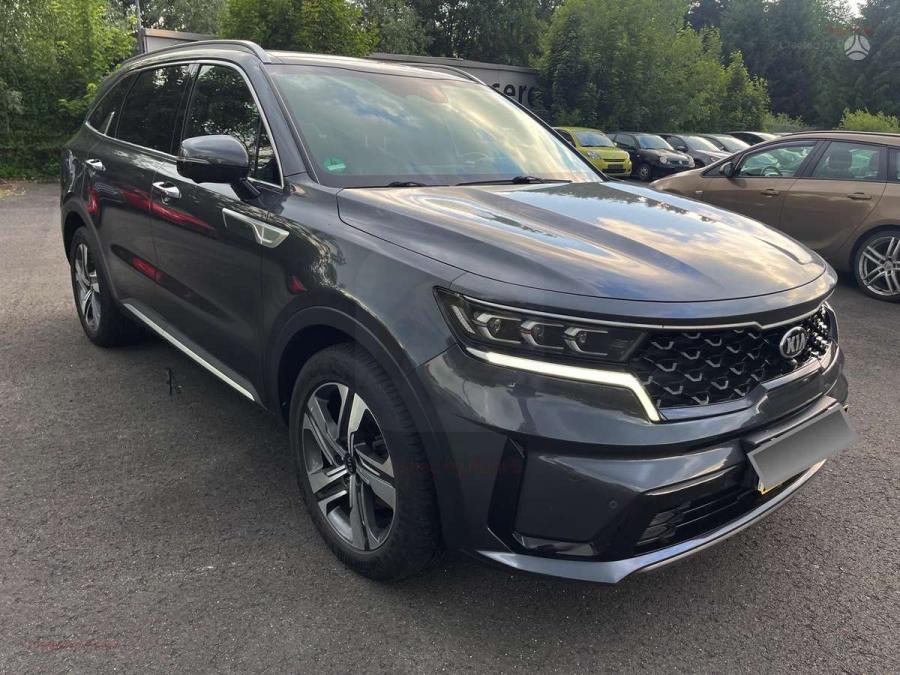 Pelēks Kia Sorento 2021 Viļņa, ar dzinēja tilpumu 1.60 L un nobraukumu 96 tūkst. km par 32450 €, foto 3 vietnē AUTOMOTO.COM.LV