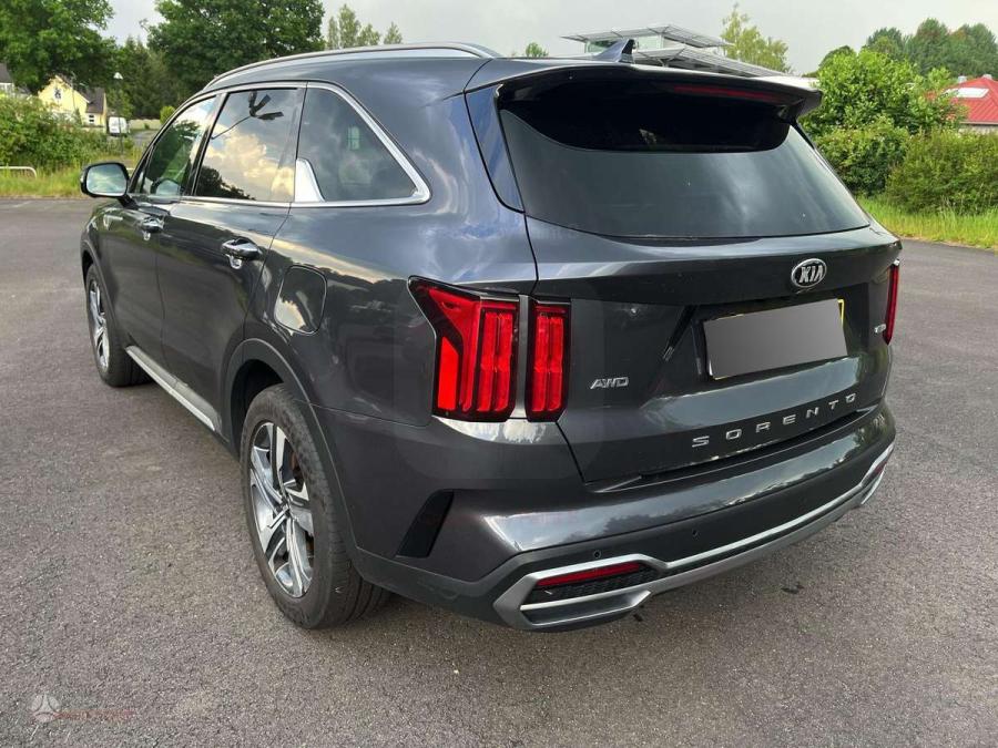 Pelēks Kia Sorento 2021 Viļņa, ar dzinēja tilpumu 1.60 L un nobraukumu 96 tūkst. km par 32450 €, foto 5 vietnē AUTOMOTO.COM.LV