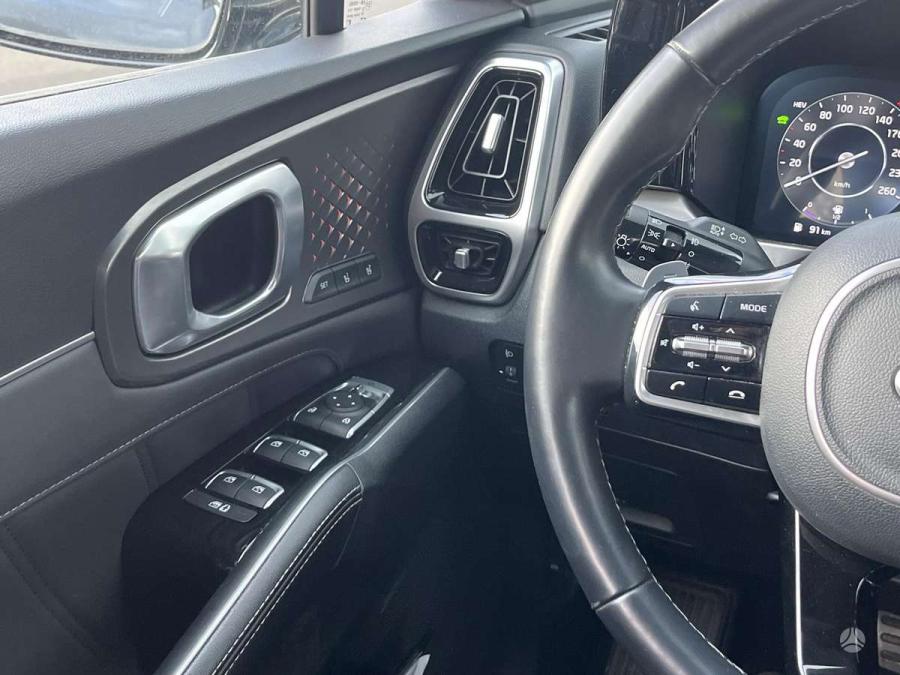 Pelēks Kia Sorento 2021 Viļņa, ar dzinēja tilpumu 1.60 L un nobraukumu 96 tūkst. km par 32450 €, foto 11 vietnē AUTOMOTO.COM.LV