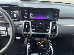 Pelēks Kia Sorento 2021 Viļņa, ar dzinēja tilpumu 1.60 L un nobraukumu 96 tūkst. km par 32450 €, foto 12 vietnē AUTOMOTO.COM.LV