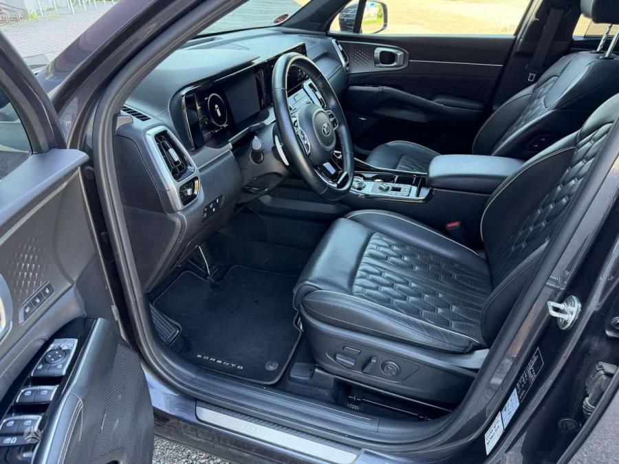 Pelēks Kia Sorento 2021 Viļņa, ar dzinēja tilpumu 1.60 L un nobraukumu 96 tūkst. km par 32350 €, foto 14 vietnē AUTOMOTO.COM.LV