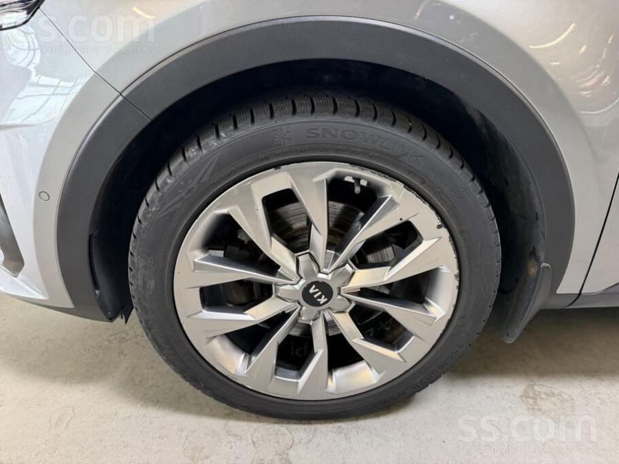 Grey Kia Sorento 2021 in Riga, with an engine capacity of 2.20 L and mileage of 144 thousand km for 26900 €, photo 8 on AUTOMOTO.COM.LV