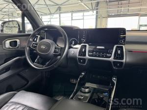 Grey Kia Sorento 2021 in Riga, with an engine capacity of 2.20 L and mileage of 144 thousand km for 26900 €, photo 18 on AUTOMOTO.COM.LV