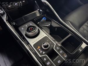 Grey Kia Sorento 2021 in Riga, with an engine capacity of 2.20 L and mileage of 144 thousand km for 26900 €, photo 24 on AUTOMOTO.COM.LV