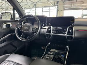 Pelēks Kia Sorento 2021 Rīga, ar dzinēja tilpumu 2.20 L un nobraukumu 144 tūkst. km par 26900 €, foto 17 vietnē AUTOMOTO.COM.LV