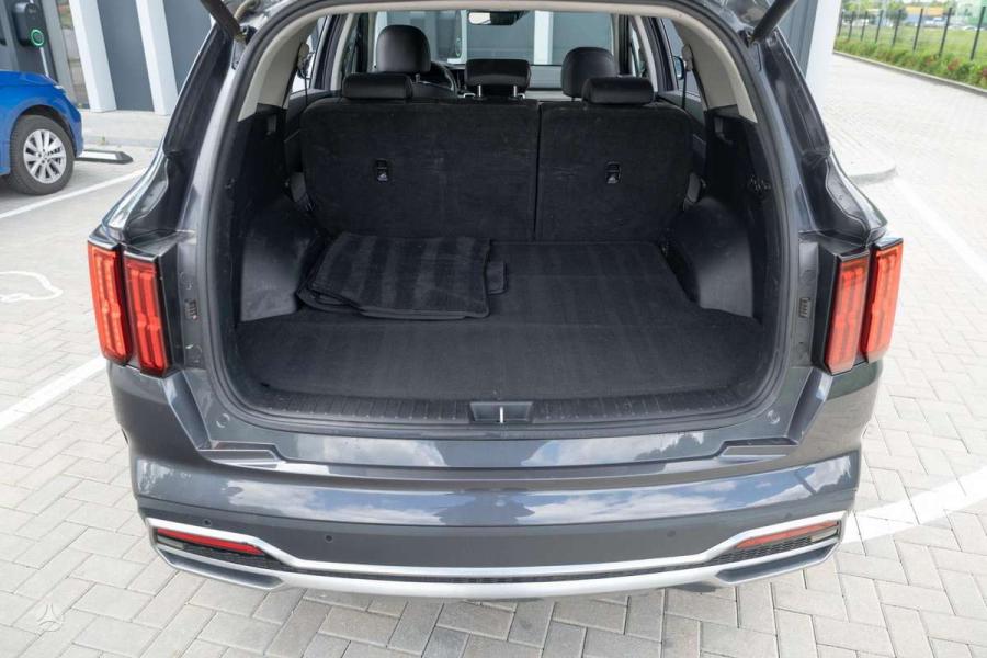 Pelēks Kia Sorento 2021 Viļņa, ar dzinēja tilpumu 2.20 L un nobraukumu 183 tūkst. km par 23900 €, foto 12 vietnē AUTOMOTO.COM.LV