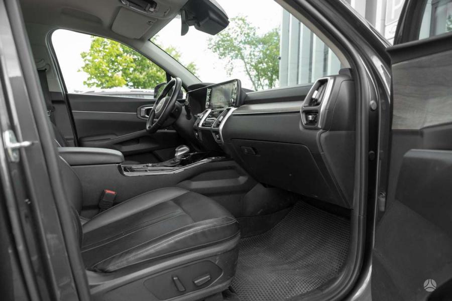 Pelēks Kia Sorento 2021 Viļņa, ar dzinēja tilpumu 2.20 L un nobraukumu 183 tūkst. km par 23900 €, foto 19 vietnē AUTOMOTO.COM.LV