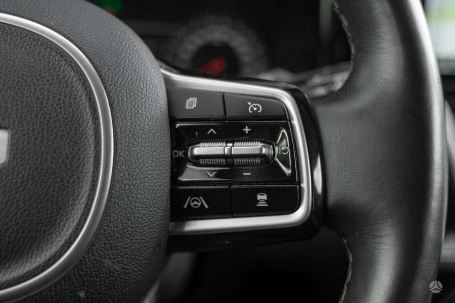 Pelēks Kia Sorento 2021 Viļņa, ar dzinēja tilpumu 2.20 L un nobraukumu 183 tūkst. km par 23900 €, foto 24 vietnē AUTOMOTO.COM.LV