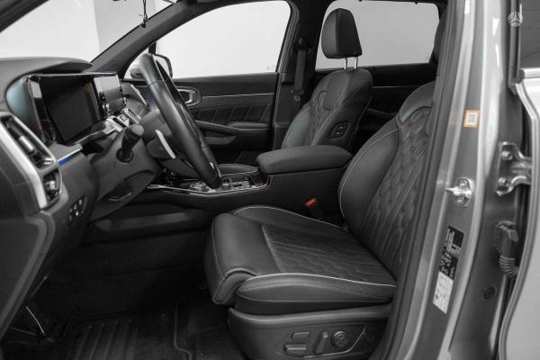 Pelēks Kia Sorento 2021 Viļņa, ar dzinēja tilpumu 1.60 L un nobraukumu 41 tūkst. km par 37900 €, foto 8 vietnē AUTOMOTO.COM.LV