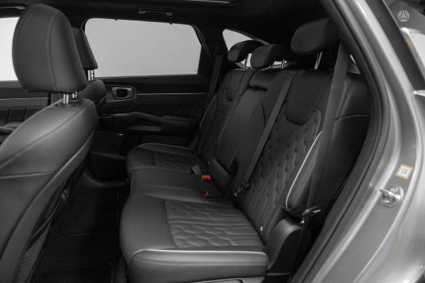 Pelēks Kia Sorento 2021 Viļņa, ar dzinēja tilpumu 1.60 L un nobraukumu 41 tūkst. km par 37900 €, foto 9 vietnē AUTOMOTO.COM.LV