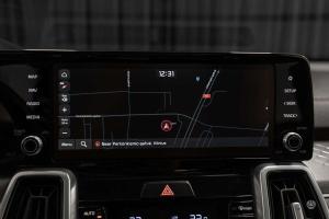 Grey Kia Sorento 2021 in Vilnius, with an engine capacity of 1.60 L and mileage of 41 thousand km for 37900 €, photo 26 on AUTOMOTO.COM.LV