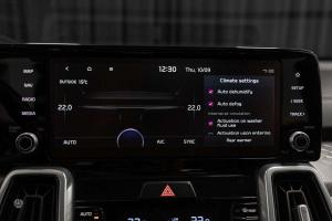 Grey Kia Sorento 2021 in Vilnius, with an engine capacity of 1.60 L and mileage of 41 thousand km for 37900 €, photo 28 on AUTOMOTO.COM.LV