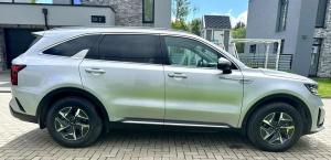 Pelēks Kia Sorento 2022 Viļņa, ar dzinēja tilpumu 1.60 L un nobraukumu 120 tūkst. km par 24400 €, foto 4 vietnē AUTOMOTO.COM.LV