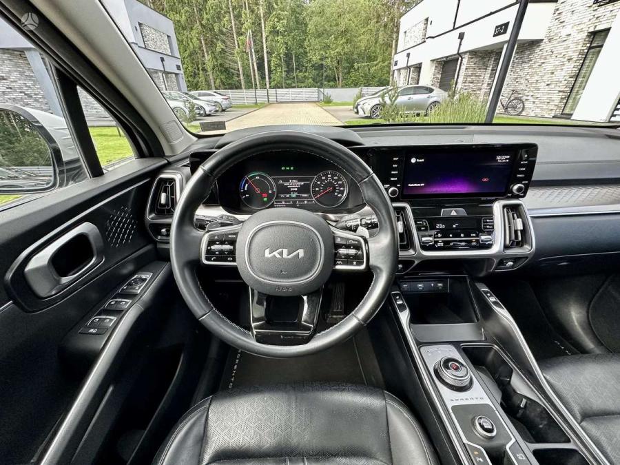 Pelēks Kia Sorento 2022 Viļņa, ar dzinēja tilpumu 1.60 L un nobraukumu 120 tūkst. km par 24400 €, foto 22 vietnē AUTOMOTO.COM.LV