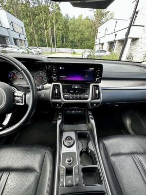 Pelēks Kia Sorento 2022 Viļņa, ar dzinēja tilpumu 1.60 L un nobraukumu 120 tūkst. km par 24400 €, foto 23 vietnē AUTOMOTO.COM.LV