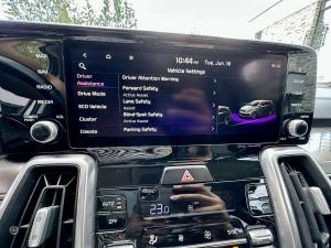 Pelēks Kia Sorento 2022 Viļņa, ar dzinēja tilpumu 1.60 L un nobraukumu 120 tūkst. km par 24400 €, foto 30 vietnē AUTOMOTO.COM.LV