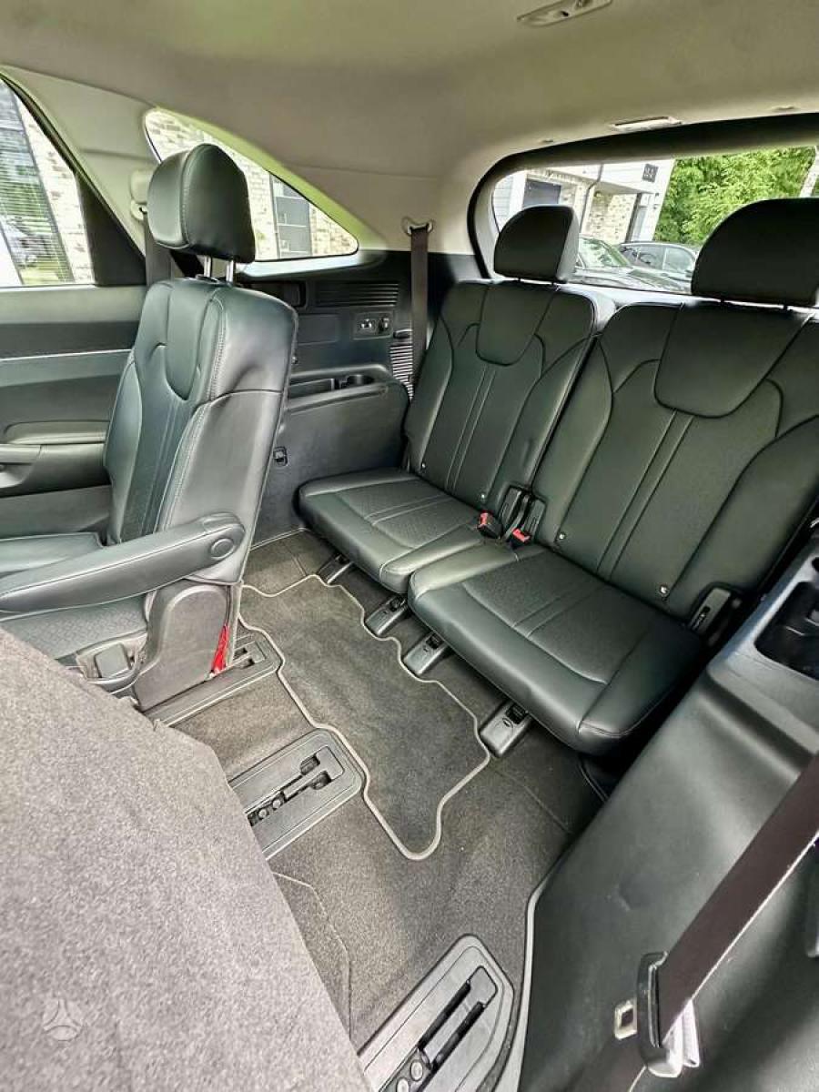 Pelēks Kia Sorento 2022 Viļņa, ar dzinēja tilpumu 1.60 L un nobraukumu 120 tūkst. km par 24400 €, foto 38 vietnē AUTOMOTO.COM.LV
